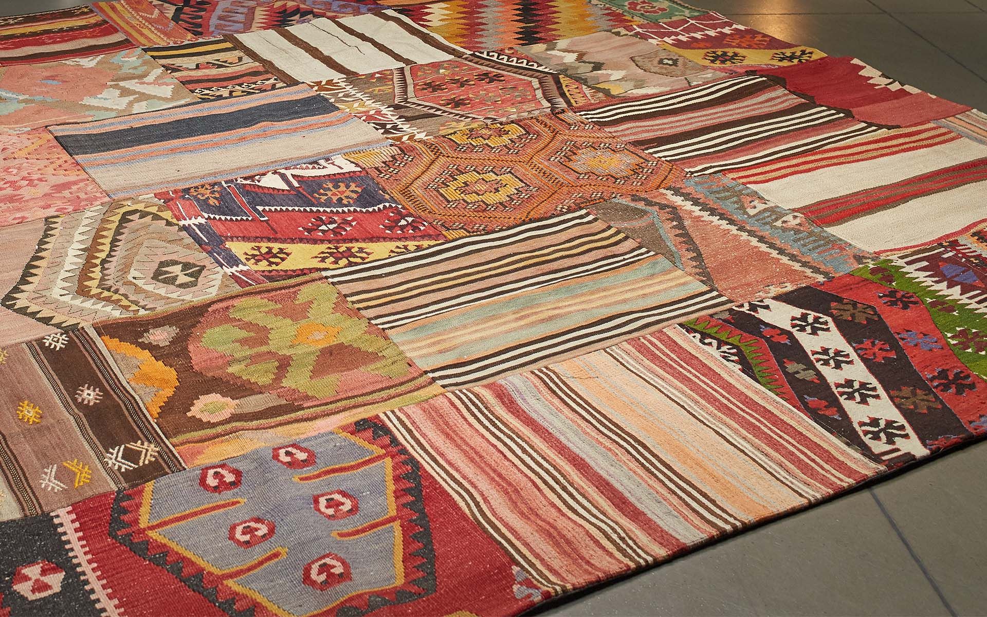 Home Accessories | Rugs, Lighting & Mirrors | Nick Scali